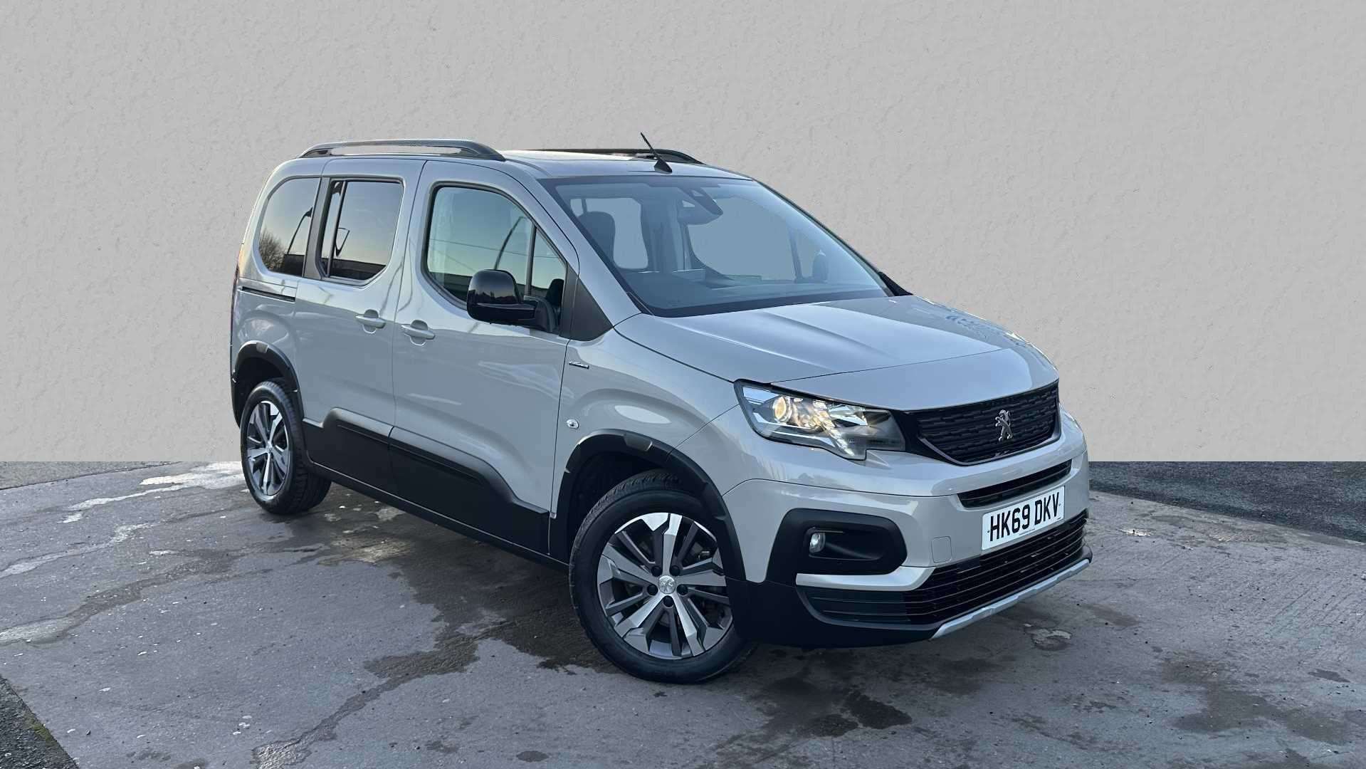 Best small MPVs in 2025 | heycar UK