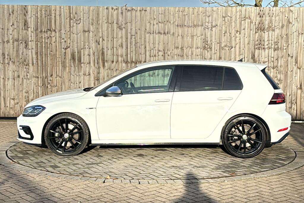 Parkway Volkswagen Kettering. Car Dealership, Kettering | RAC Cars