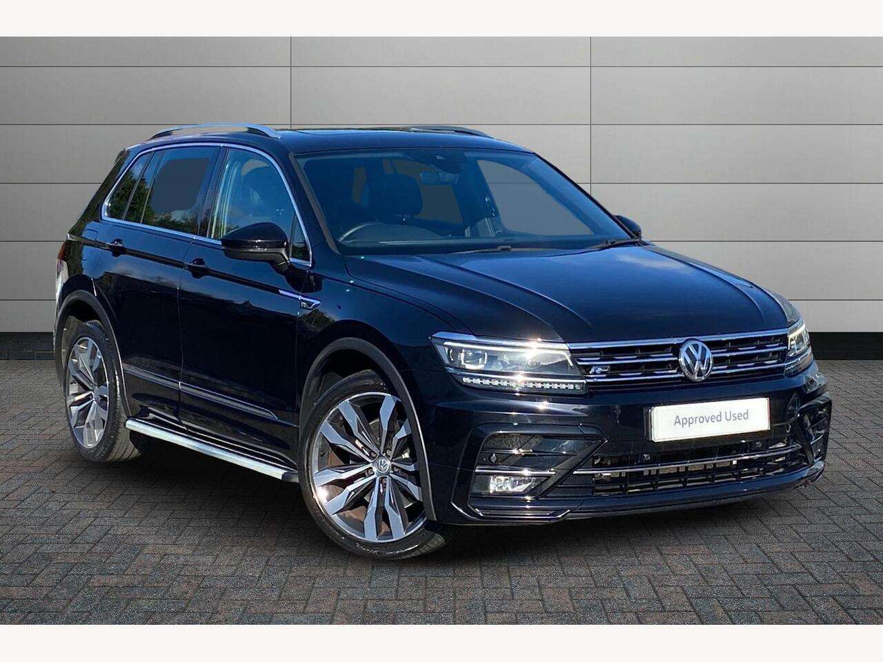 Volkswagen Swindon. Quality Car Dealership in Swindon | RAC Cars