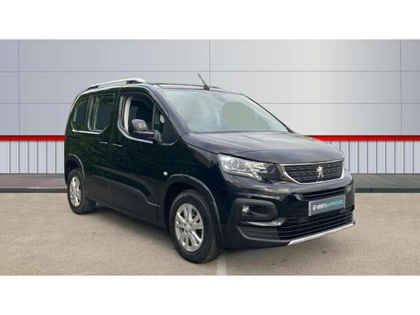 Best small MPVs in 2025 | heycar UK